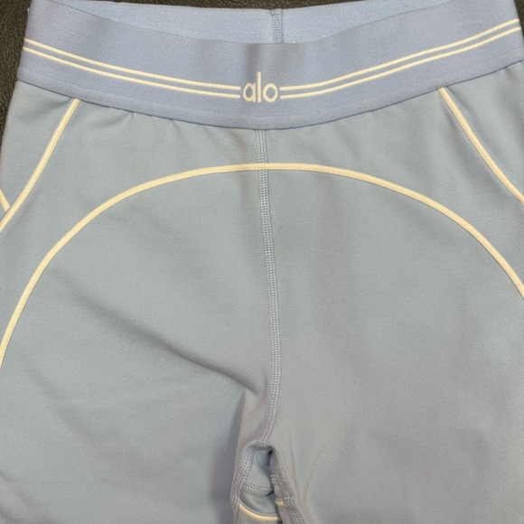 ALO Yoga | Bottoms | Alo Yoga Airbrush Heart Throb Legging Seashell ...